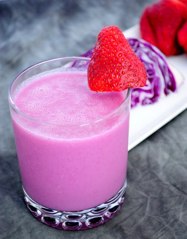 Strawberry Cabbage Smoothie